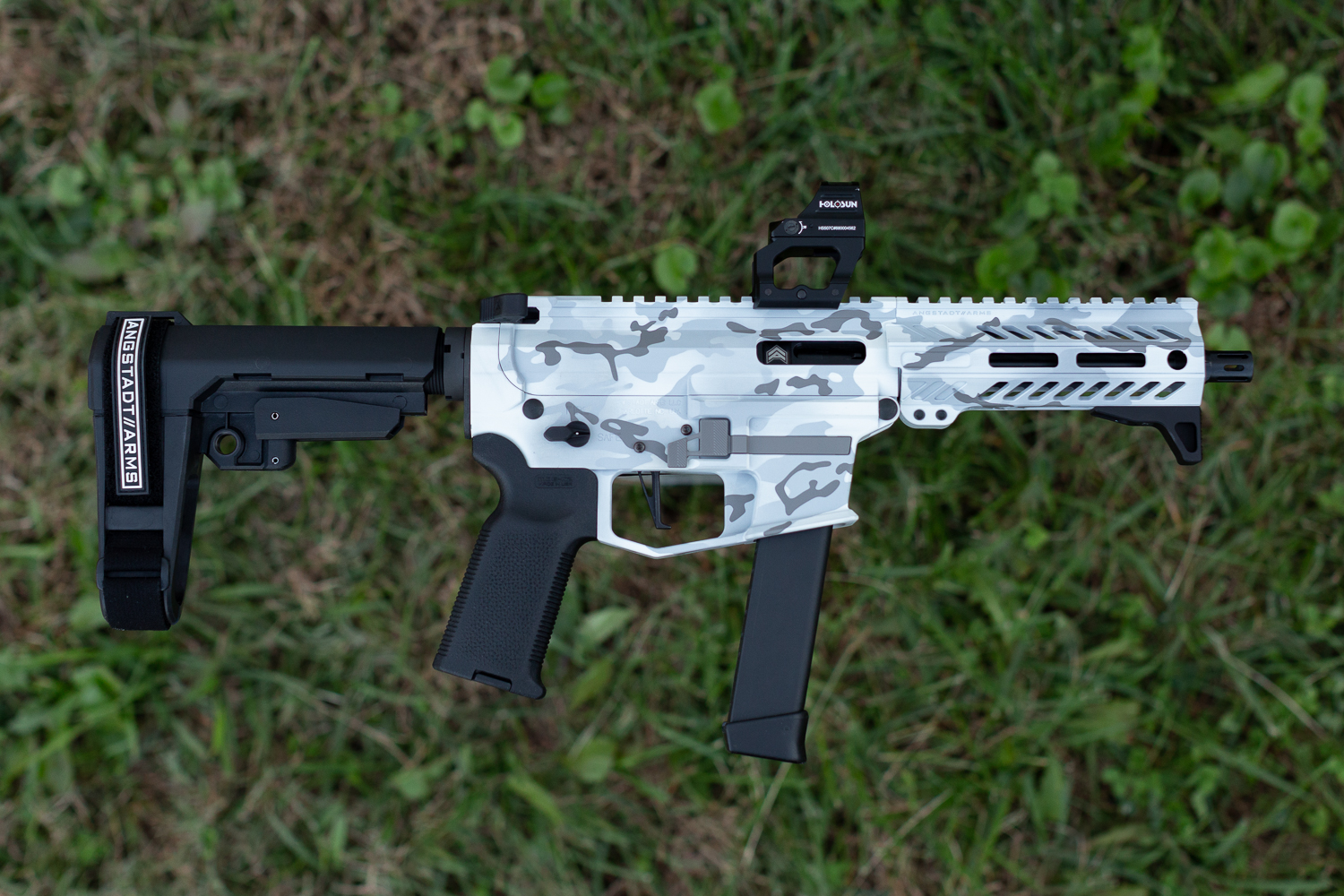 AGNSTADT ARMS SHOWS OFF THE MULTICAM ALPINE WHITE UDP-9 PISTOL
