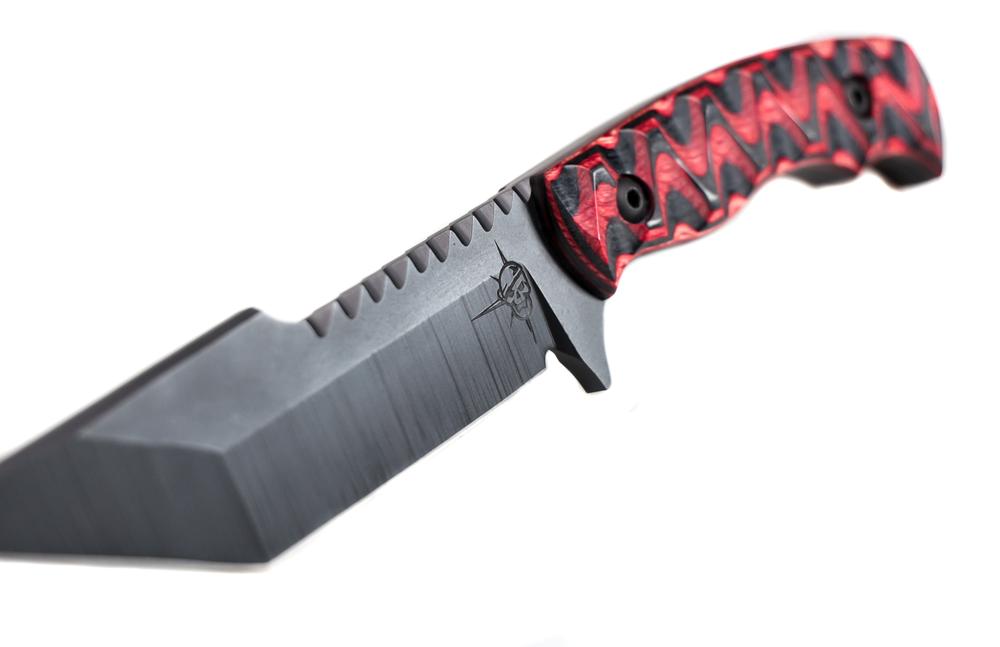 TOOR KNIVES LAUNCHES THE BLOOD-RED TANTO FIXED BLADE KNIFE