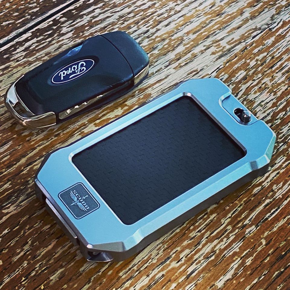 SCUDO ANNOUNCES NEW CARBON 810 ULTRALIGHT WALLET