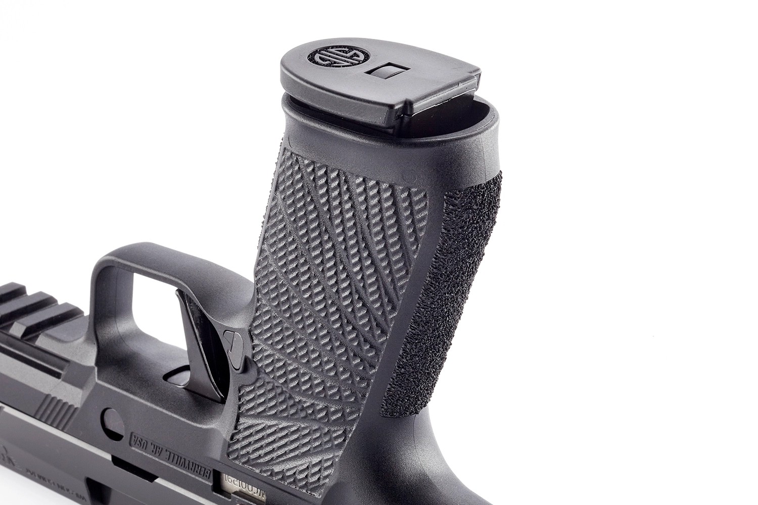 WILSON COMBAT ANNOUNCES THE WCP320 CARRY PISTOL