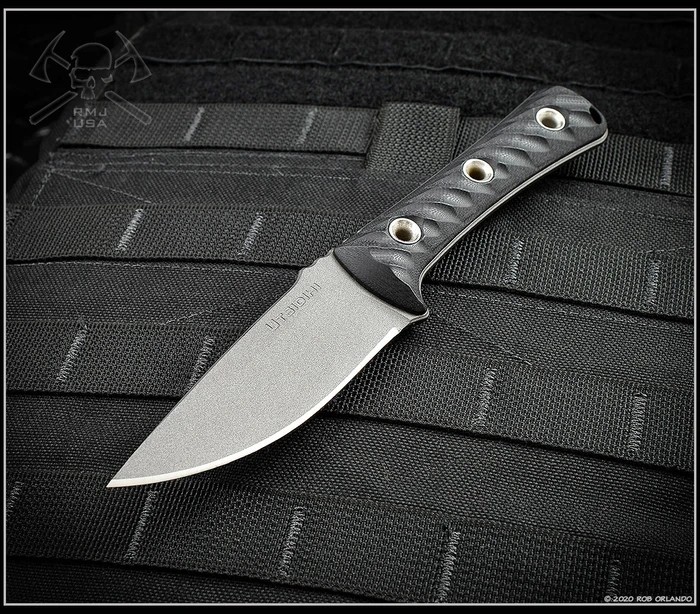 RMJ TACTICAL SHOWS OFF THE NEW UTSIDIHI FIXED BLADE KNIFE