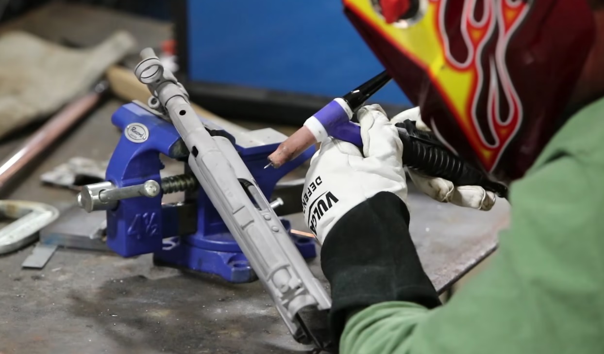 ZENITH FIREARMS WILL NOW MANUFACTURER ROLLER DELAYED FIREARMS IN THE U.S.