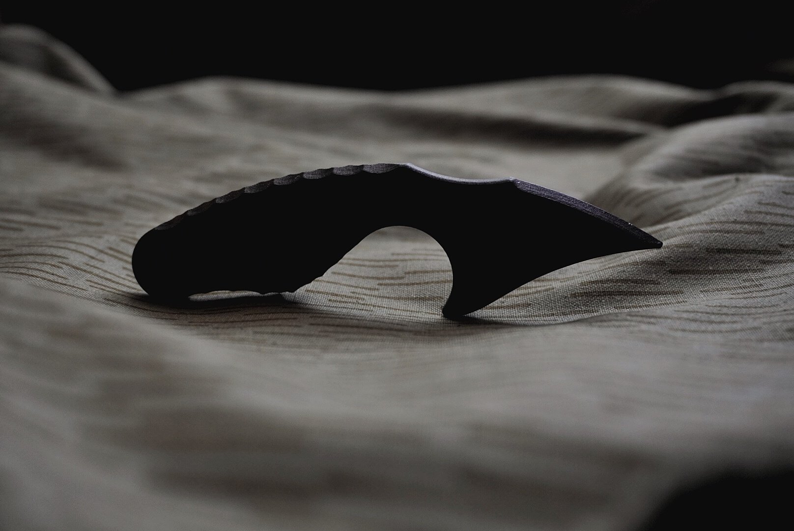 DULL BOY BLADES SHOWS OFF NEW 3D PRINTED FANG