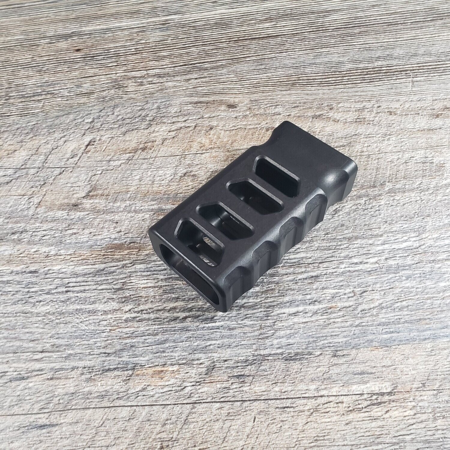 SPIRE GUNWORKS GOES LIVE WITH THE VC 1 VERITCAL GRIP