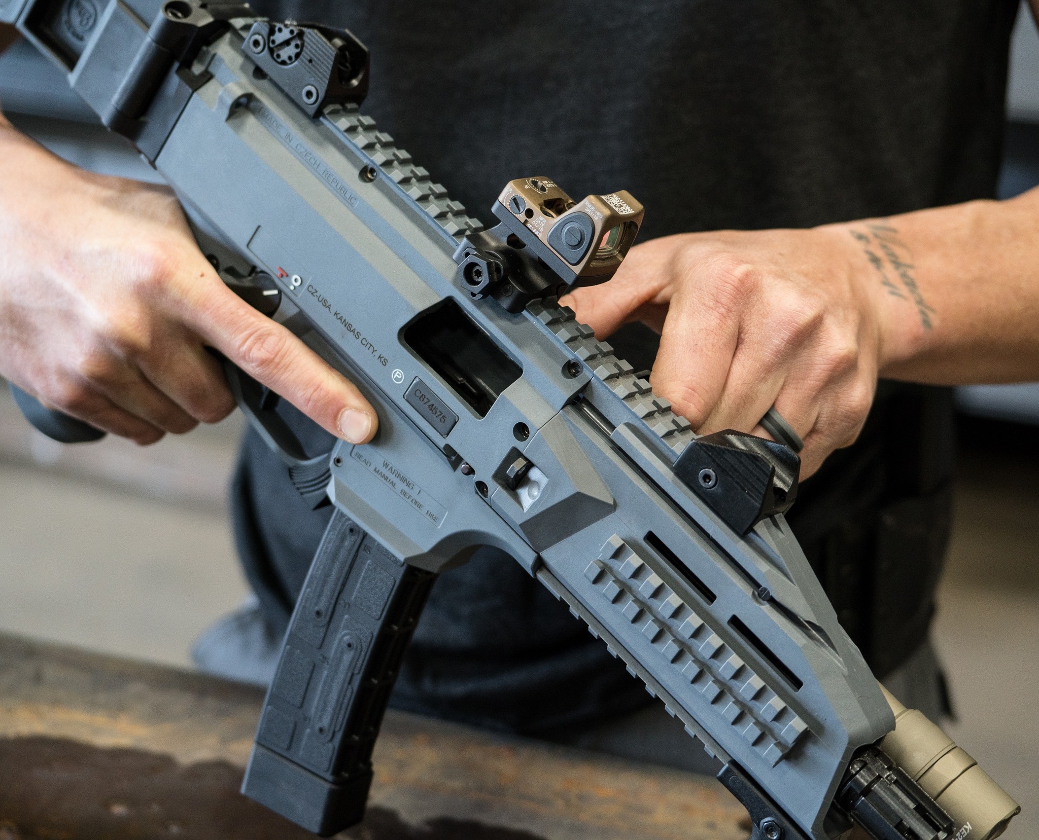 TRIJICON ANNOUNCES Q-LOC NEW QUICK RELEASE MOUNTS