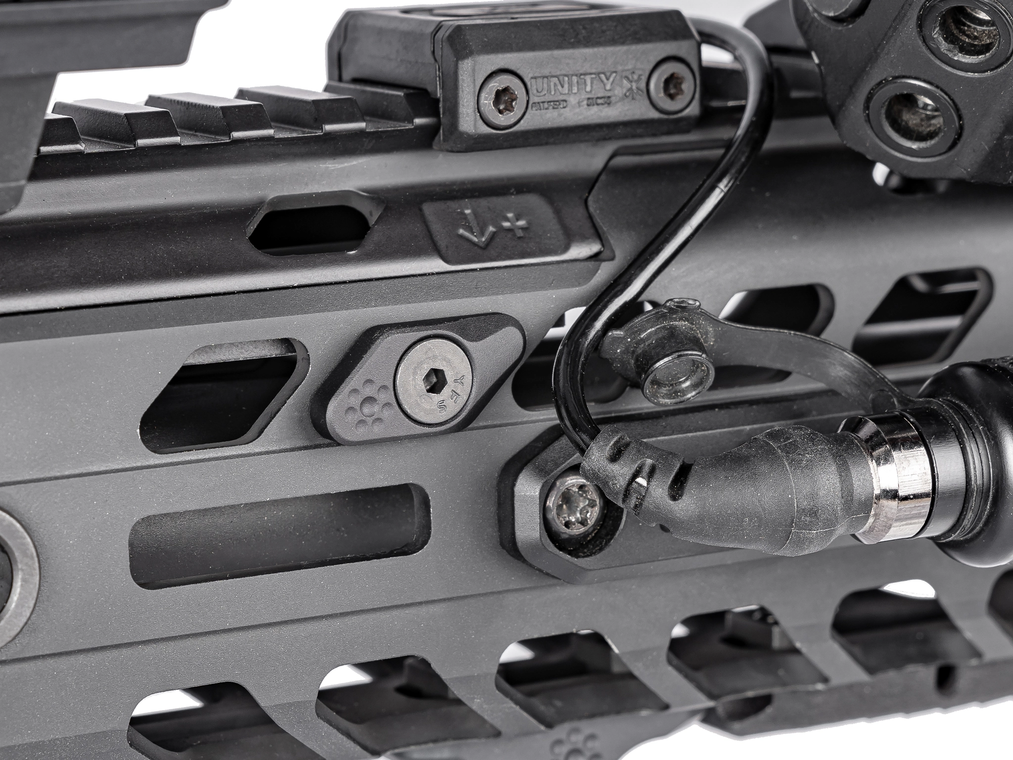 ARISAKA DEFENSE EXPANDS SUPPORT FOR THE MCX WITH NEW ZERO RETENTION CLAMP