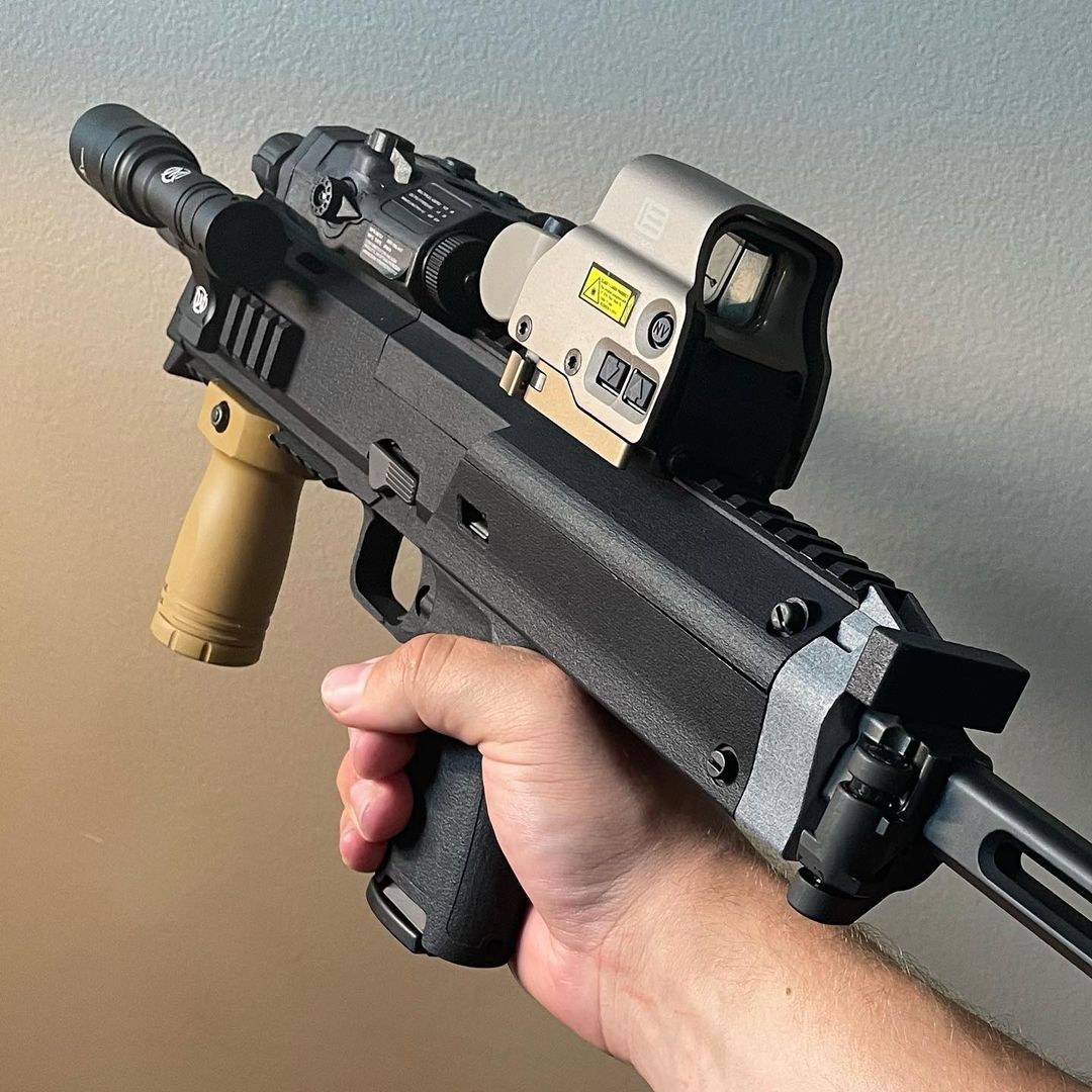 SPECIALPROJECTS.USA SHOWS OFF P320 MP7 PROTOTYPE