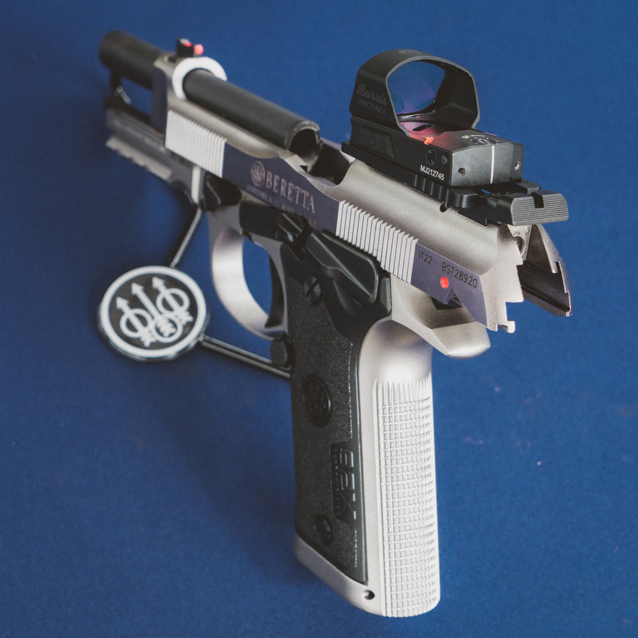 BERETTA SHOWS OFF THE NEW 92X PERFORMANCE CARRY OPTIC MODEL