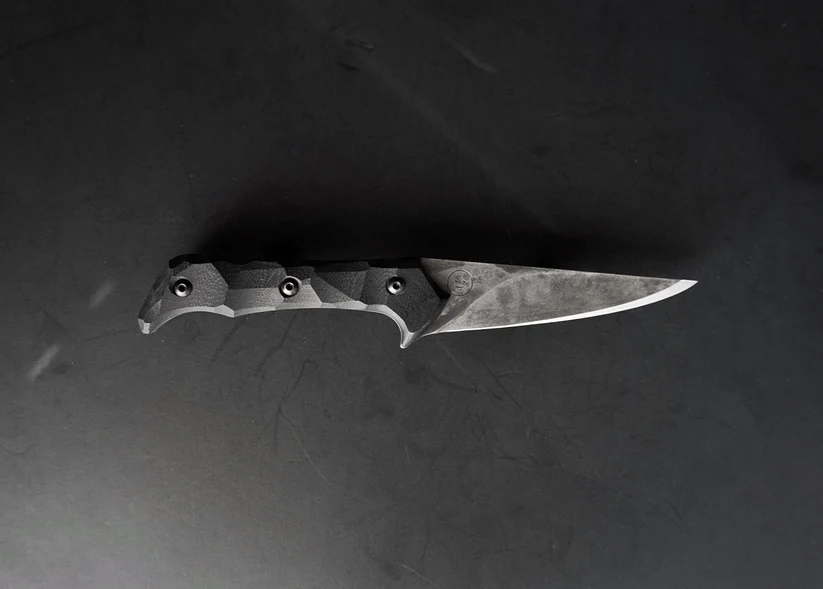 DULL BOY BLADES SHOWS OFF THE HOWLER FIXED BLADE KNIFE
