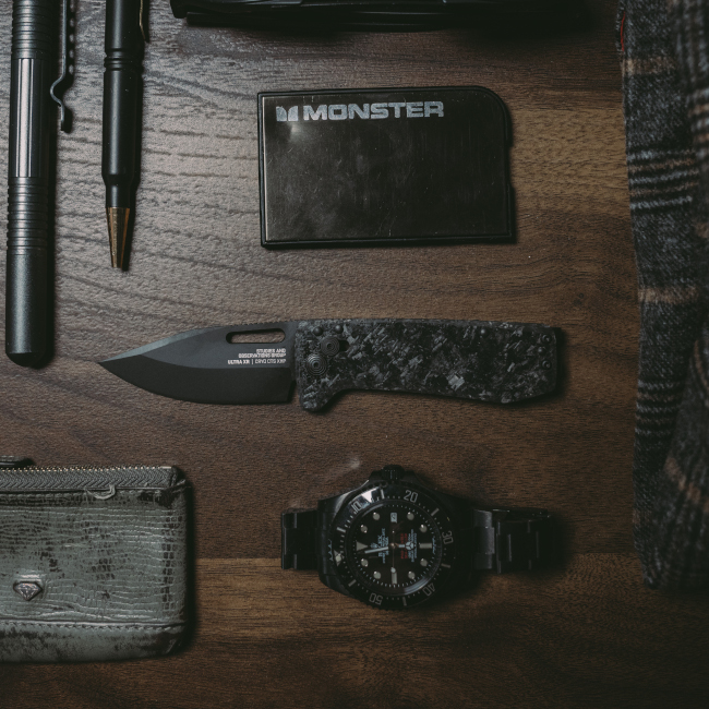 SOG KNIVES RELEASES NEW ULTRA XR XHP BLACKOUT KNIFE