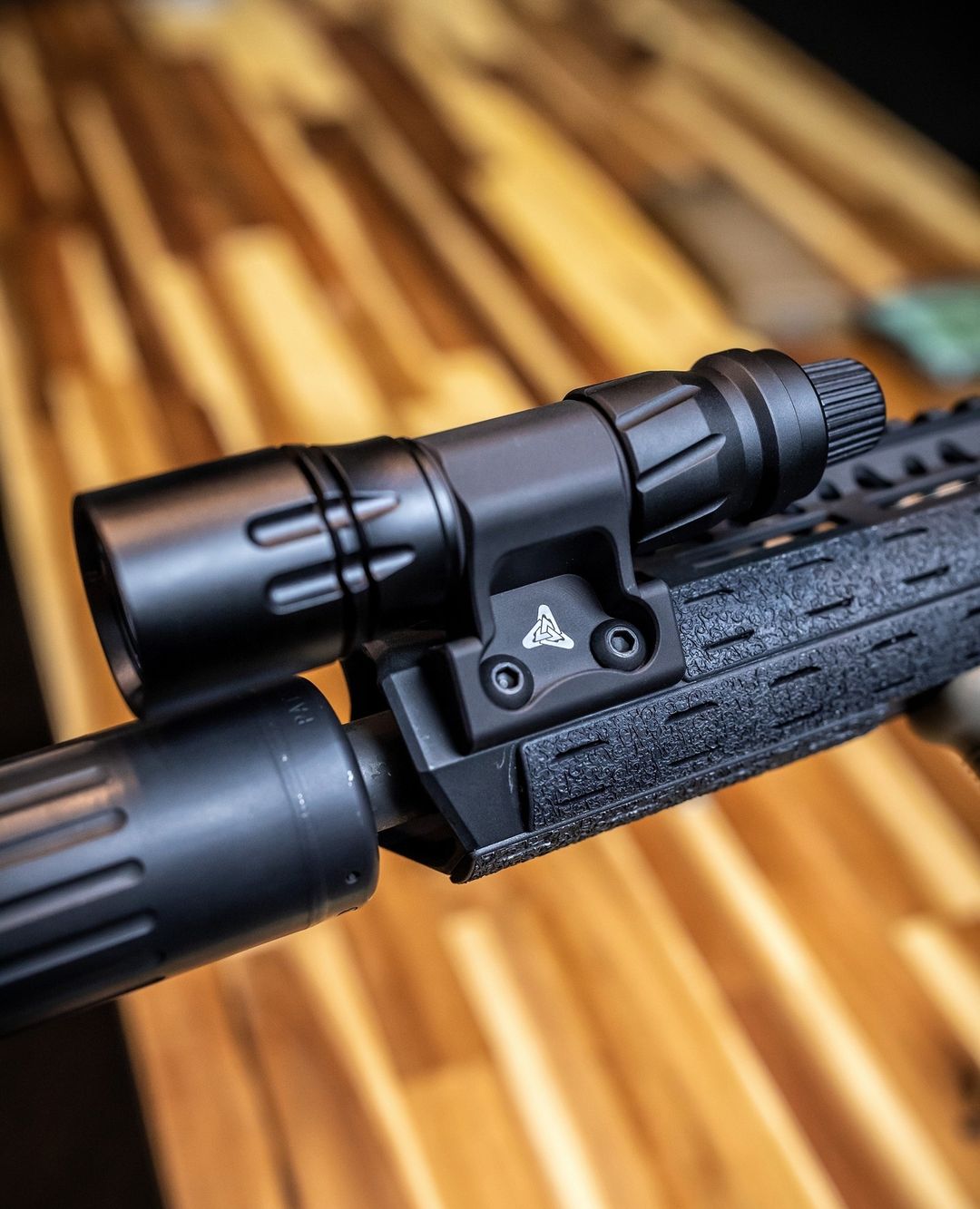 VALHALLA TACTICAL GOES LIVE WITH THE DF.MOD1 LED LIGHT HEAD