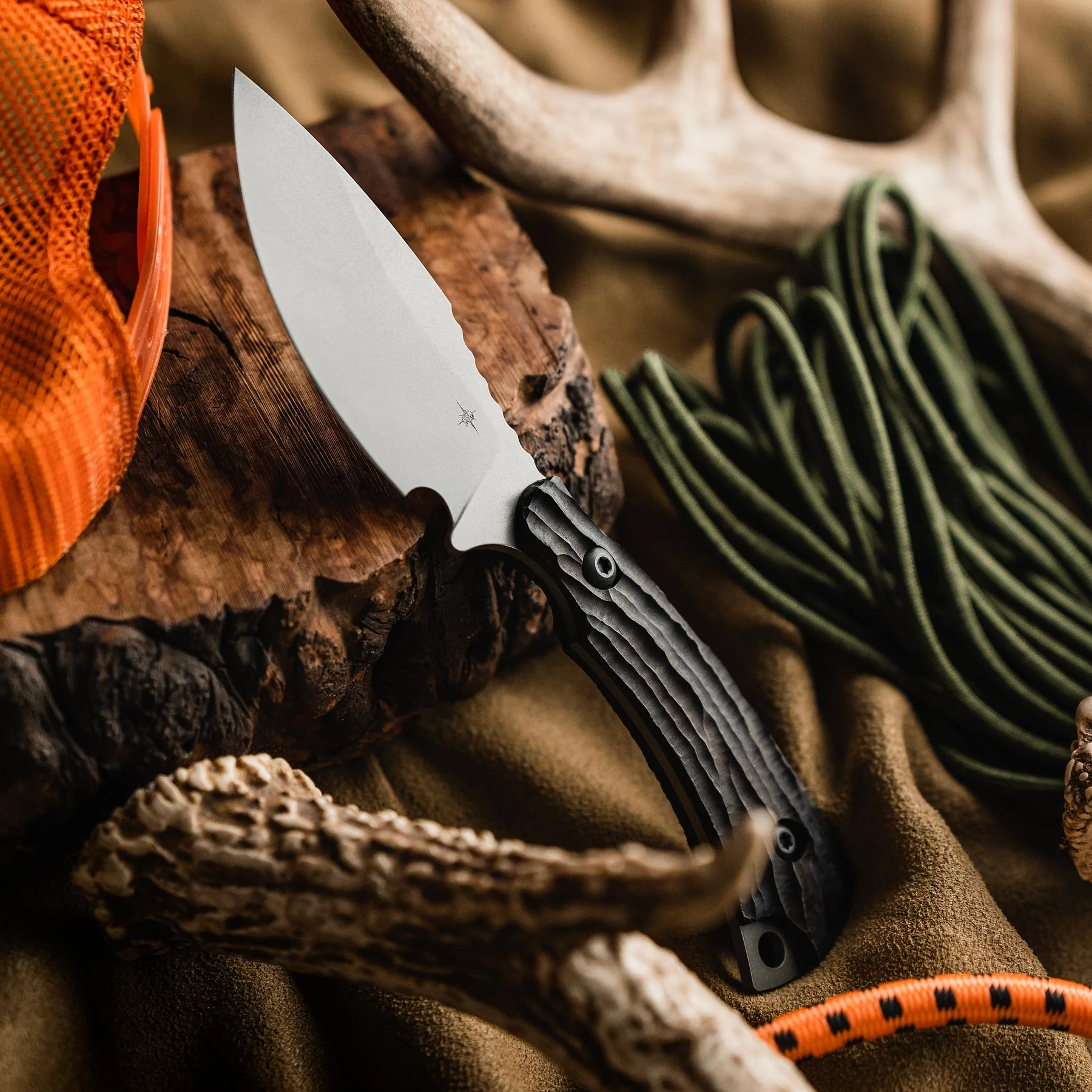 TOOR KNIVES LAUNCHES THE VELLUM FIXED BLADE KNIFE