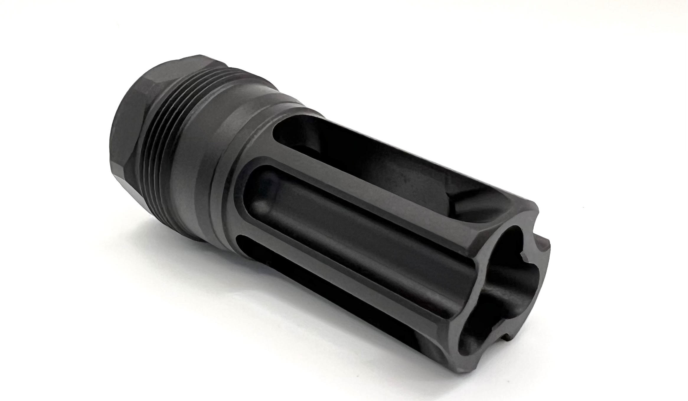 LIBERTY PRECISION MACHINE SHOWS OFF THE ECLIPSE-L FLASH HIDER