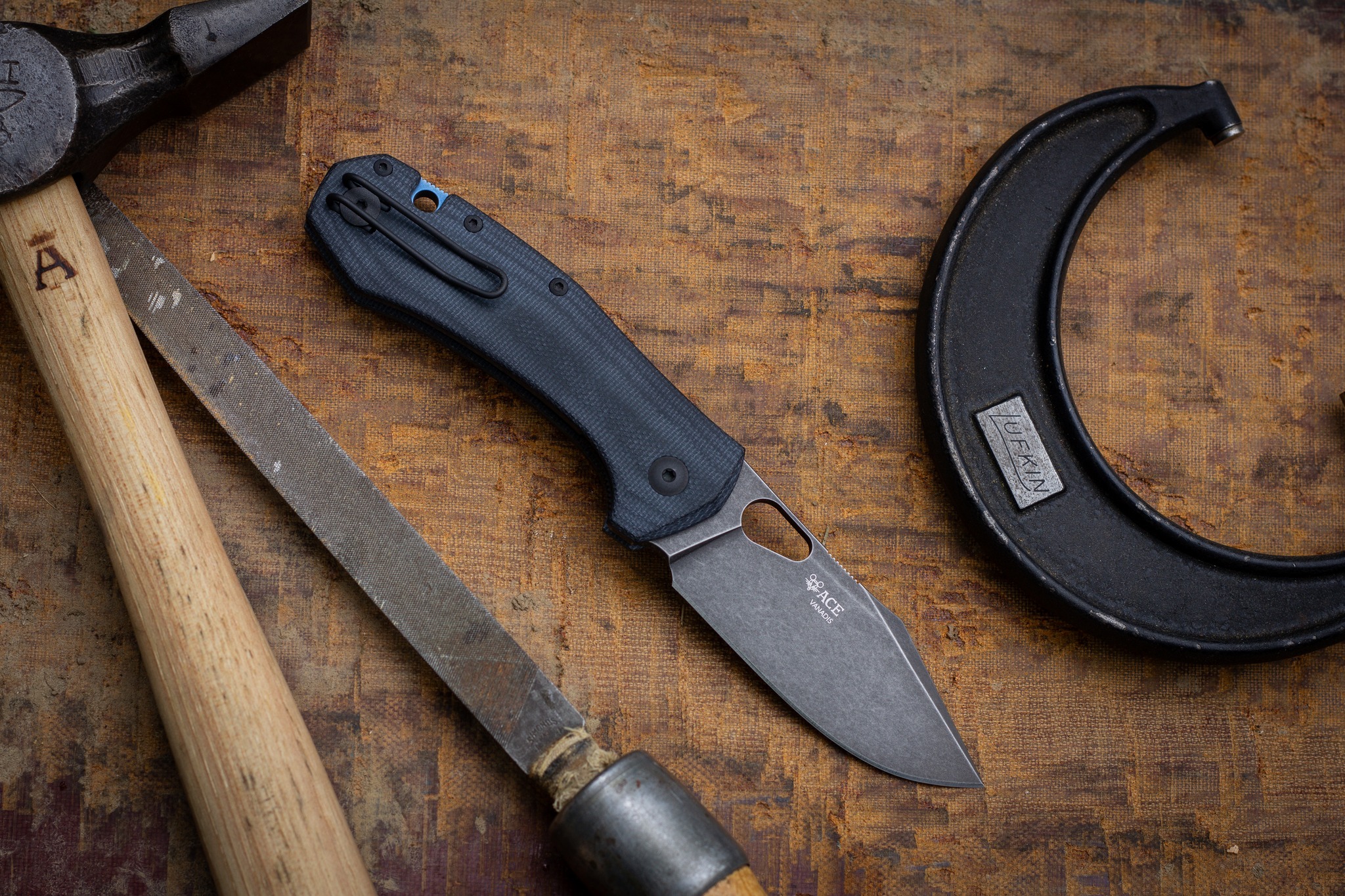 GIANTMOUSE KNIVES DEBUTS THE LIMITED EDITION BLACKOUT ATELIER