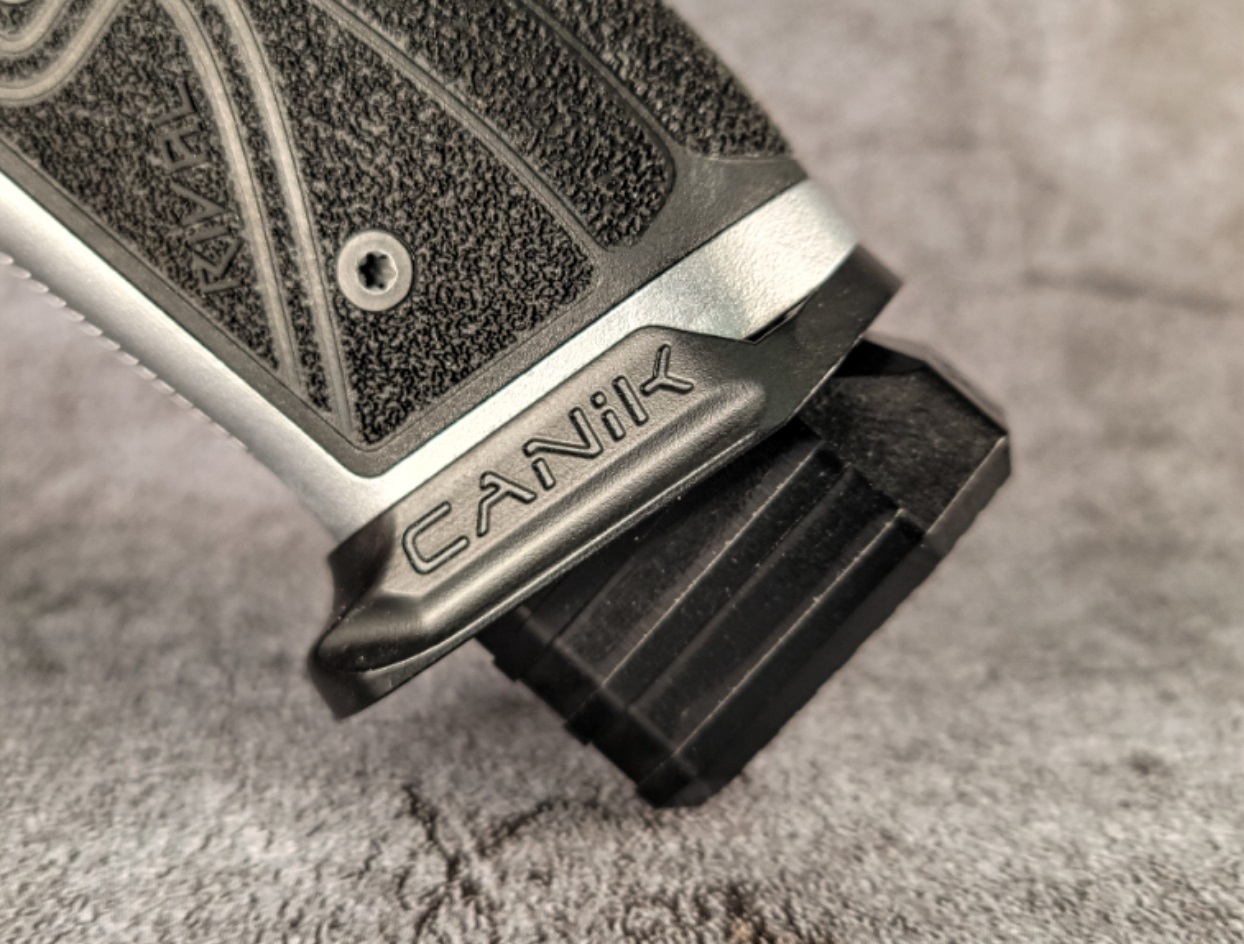 TAYLOR FREELANCE DEBUTS NILS RACER PLUS 4 MAG EXTENSIONS