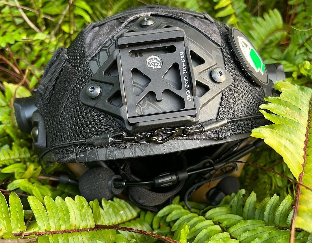 4D TACTICAL DEBUTS THE 4DT LOW PROFILE 3-HOLE VAS SHROUD