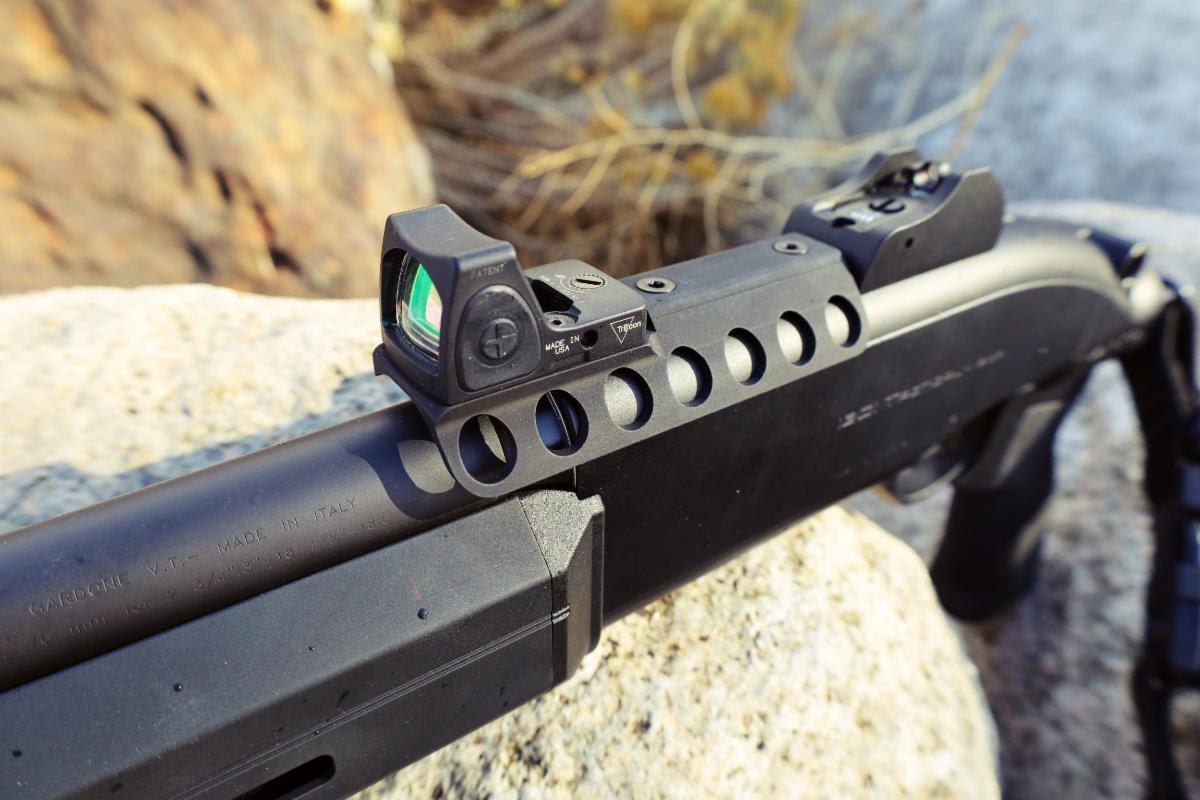 MESA TACTICAL ROLLS OUT REFLEX SIGHT MOUNT FOR BERETTA 1301 TACTICAL ...