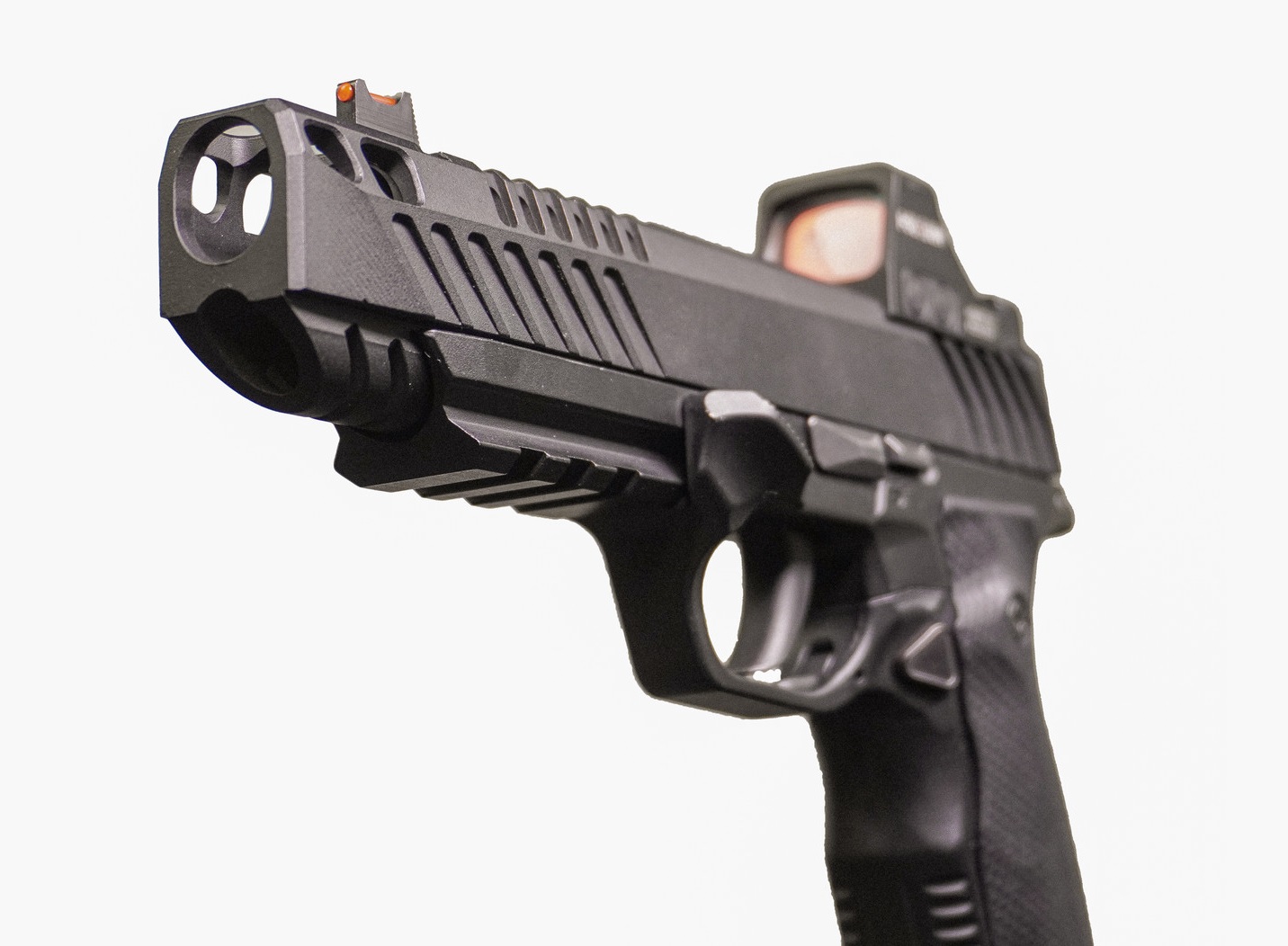 SHALOTEK DEBUTS THE P365LC WARDEN