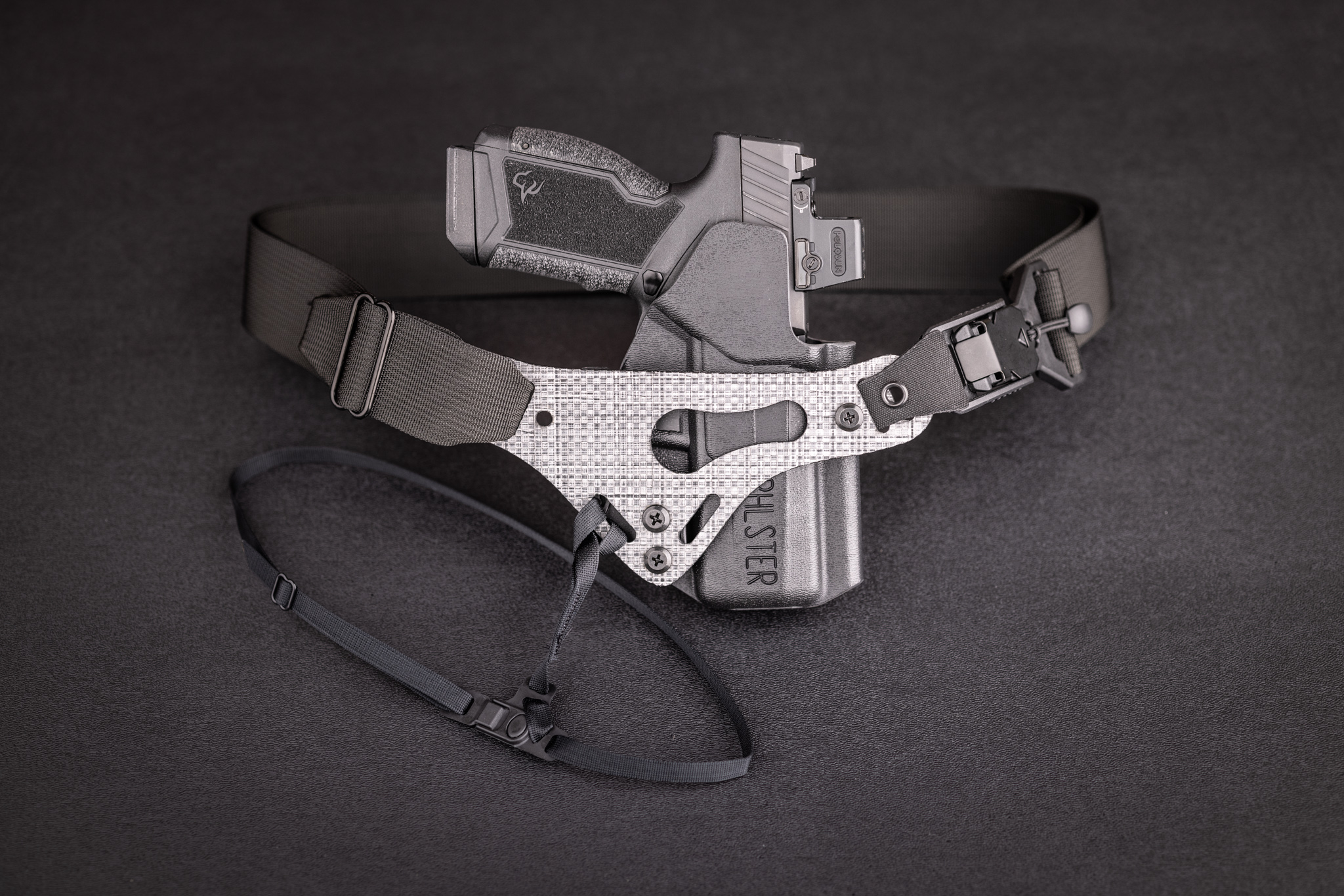 TAURUS TEAMS UP WITH PHLSTER IN GX4 AND GX4 CARRY HOLSTERS
