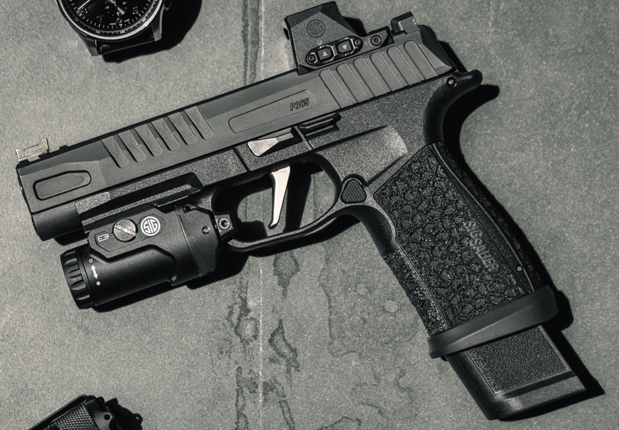 SIG SAUER SHOWS OFF THE FULL SIZE P365-FUSE