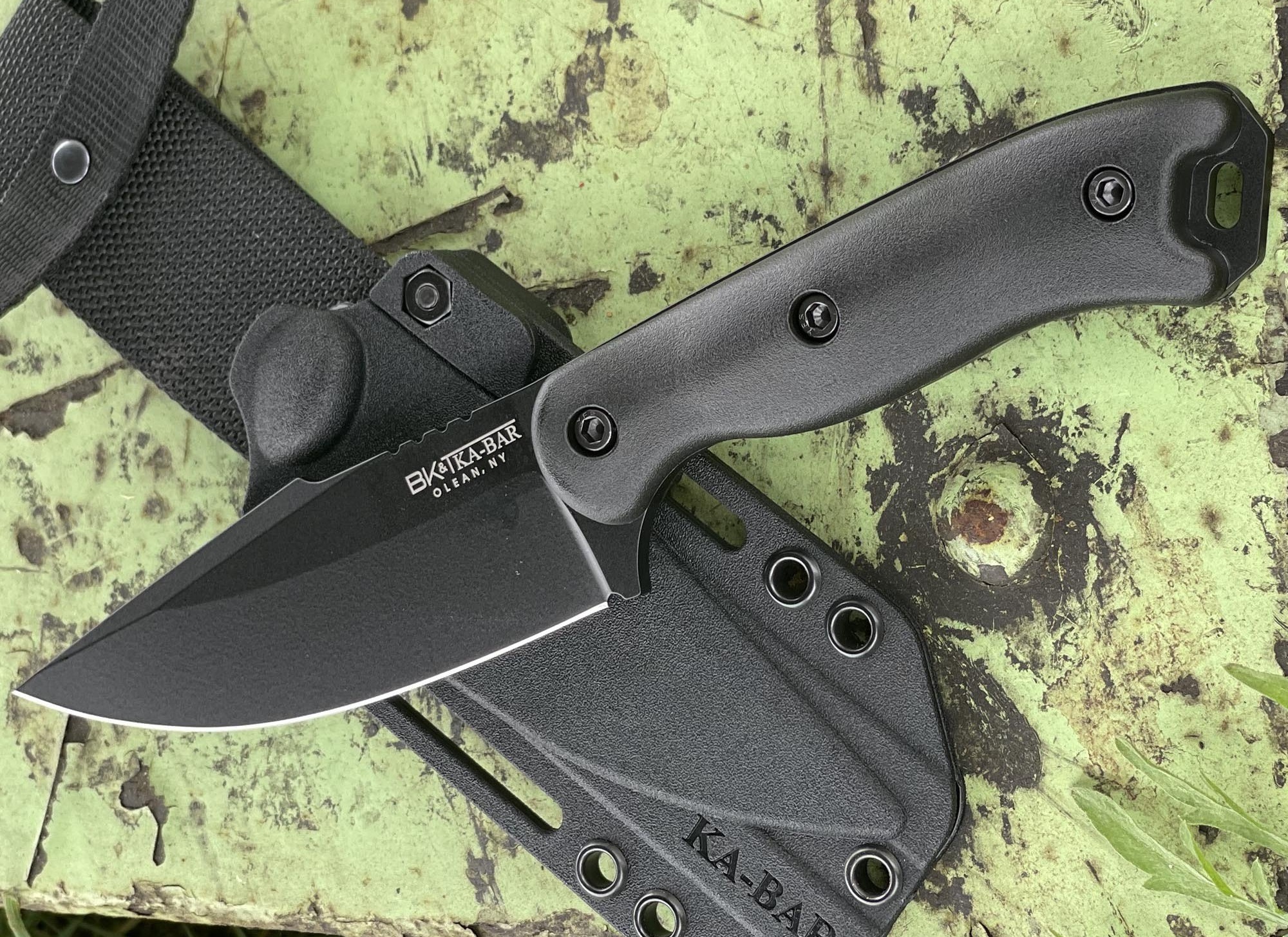 KA-BAR DEBUTS THE BECKER NESSMUK FIXED BLADE KNIFE IN BLACK