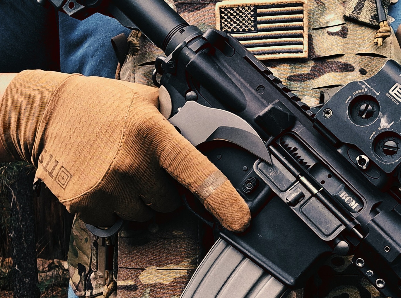 Tarani AR15 Karambit: Durability and Design Insights - ATTACKCOPTER BLOG